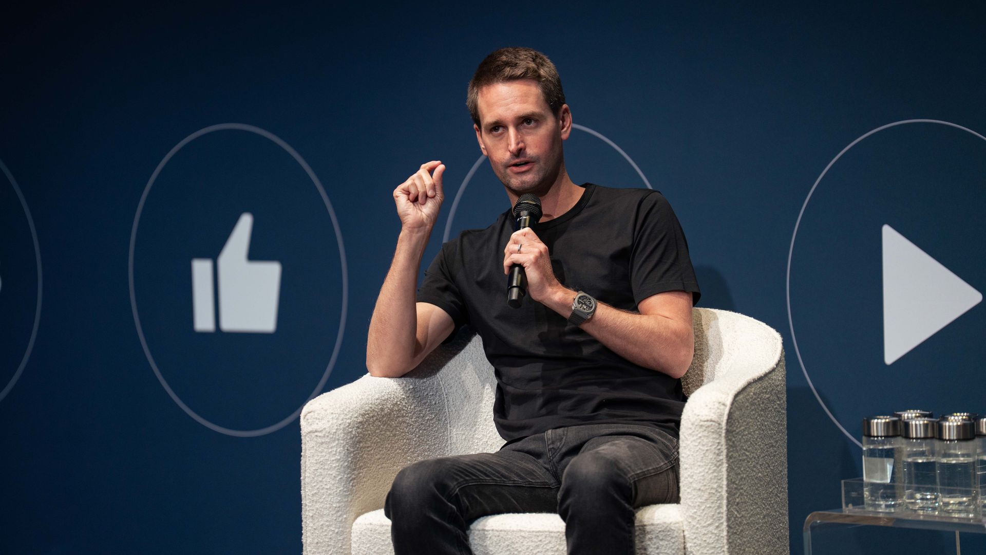 Exclusive: Snap doesn't need to raise funds for Specs, but could ...