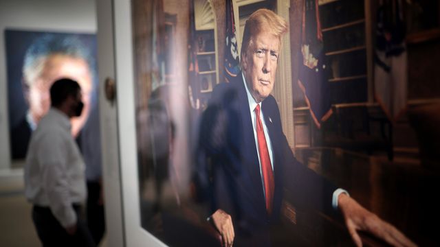 Donald Trump's Smithsonian portraits to be funded by Trump's PAC