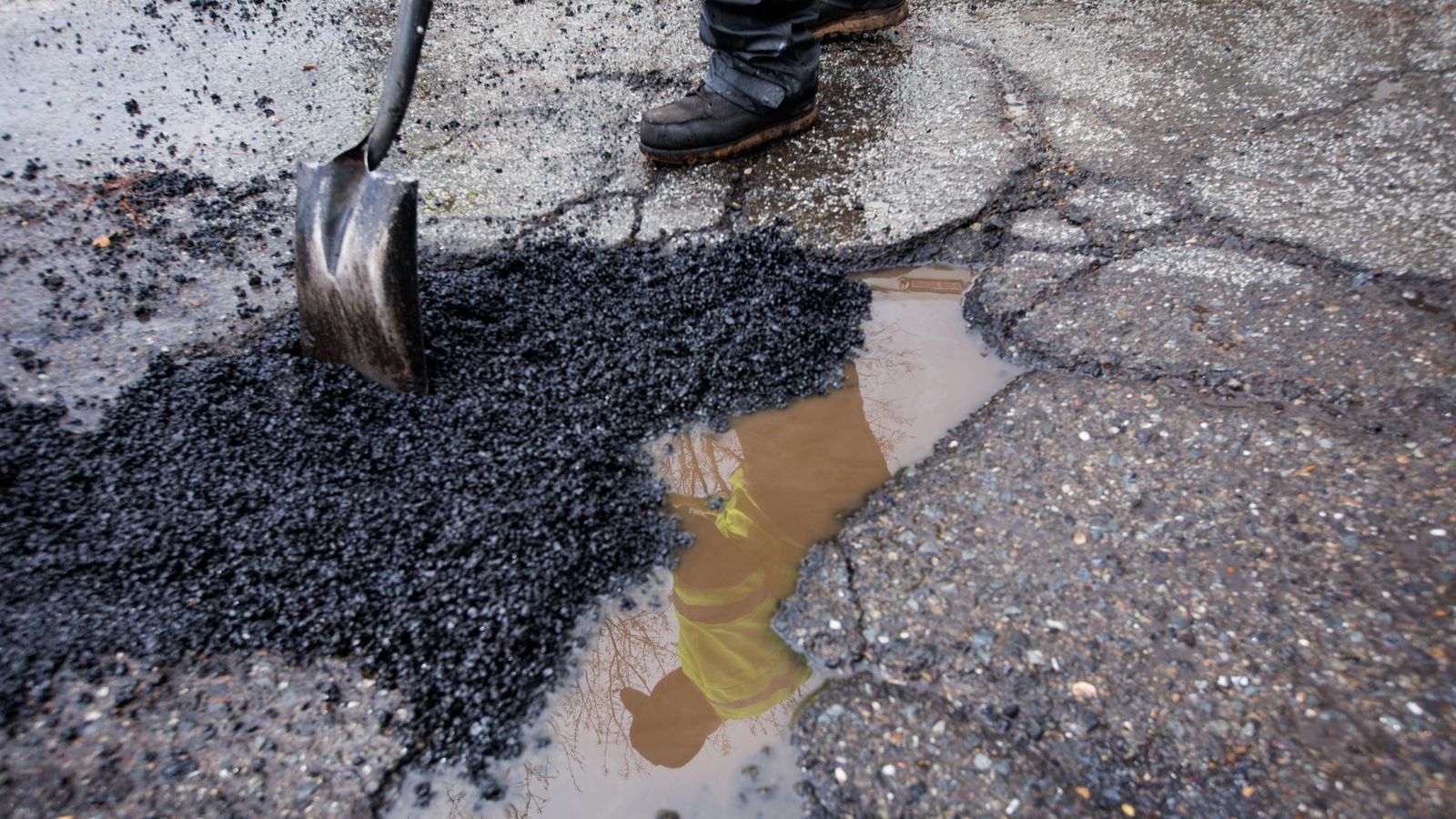 Seattle voters want potholes fixed - Axios Seattle