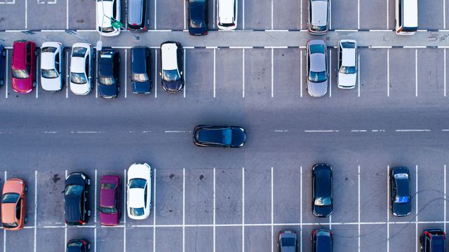 Waze and SpotHero tackle parking-related street congestion