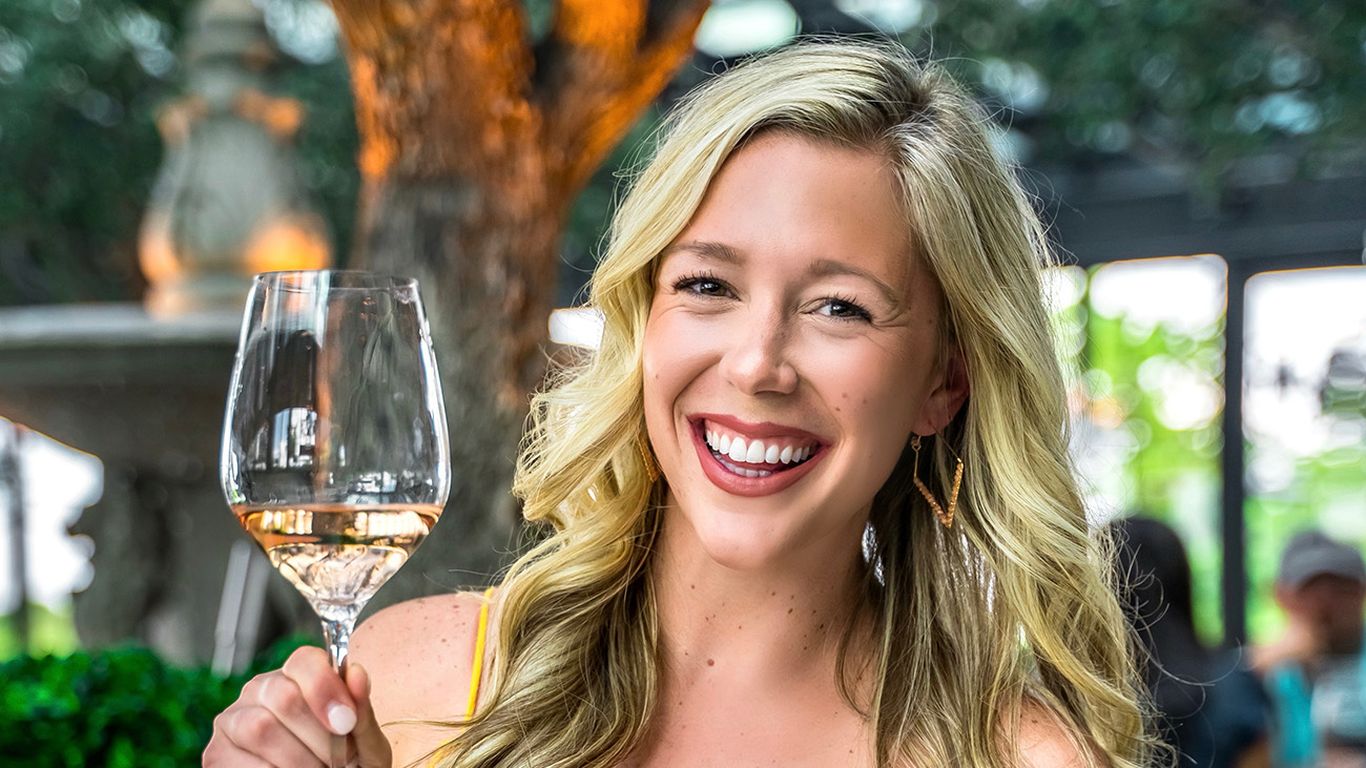 Instagram scammer targets Charlotte influencer - Axios Charlotte