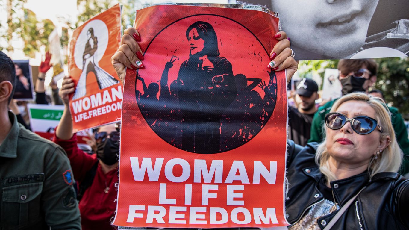 Women of Iran named Time's 2022 Heroes of the Year Women of Iran named Time's 2022 Heroes of the Year