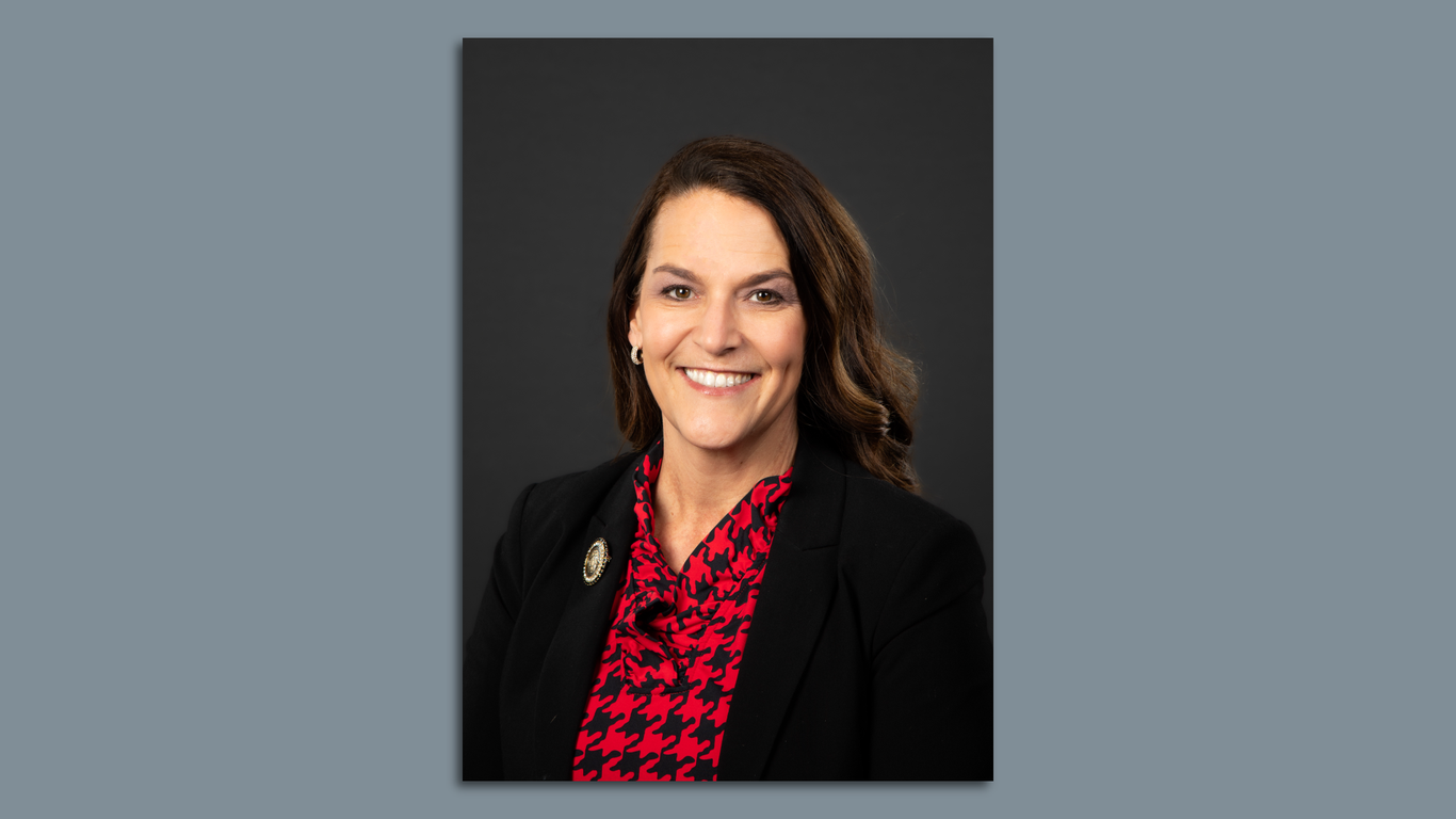 Iowa Gov. Kim Reynolds names new lieutenant governor - Axios Des Moines