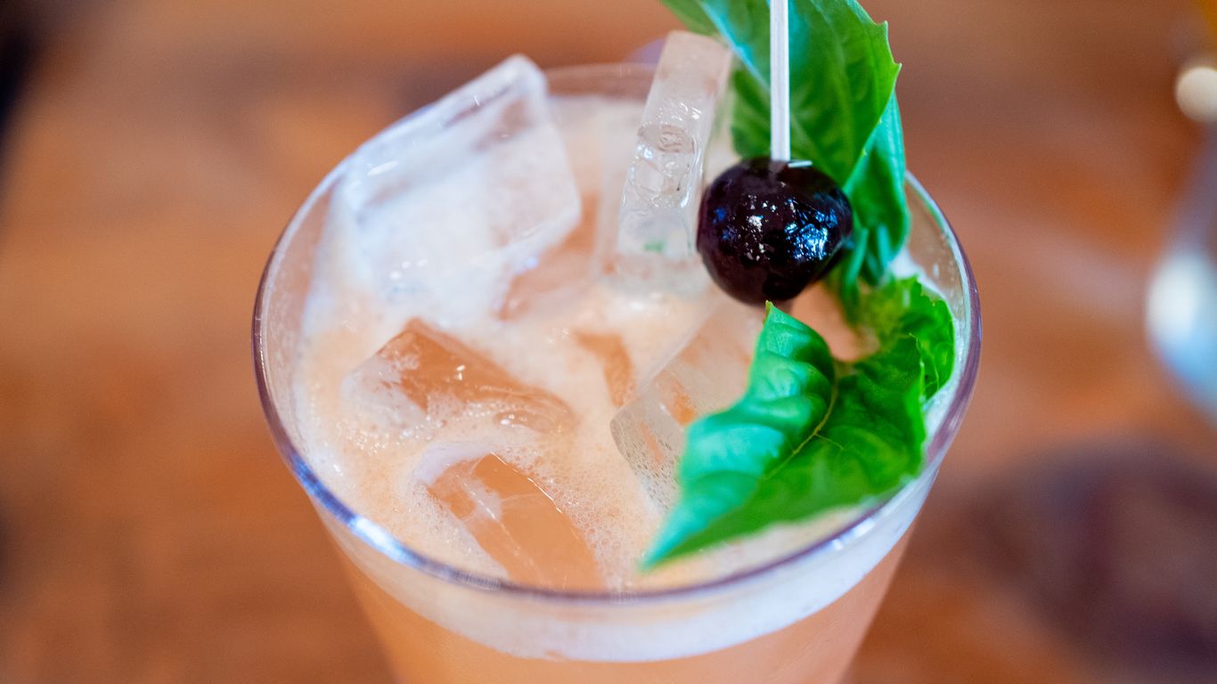 How to do sober "dry January" in Denver - Axios Denver