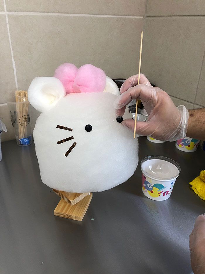 Binki Cafe brings cotton candy-wrapped ice cream and layered “Galaxy ...