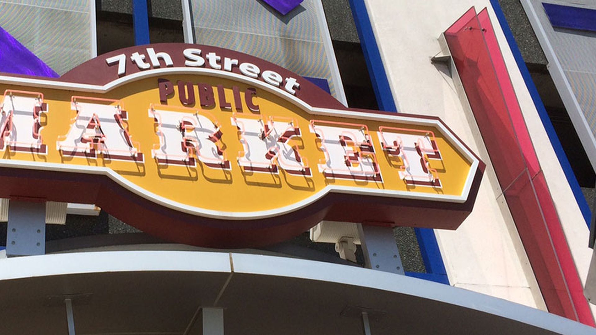 How to spend 90 minutes at 7th Street Public Market like a pro - Axios ...