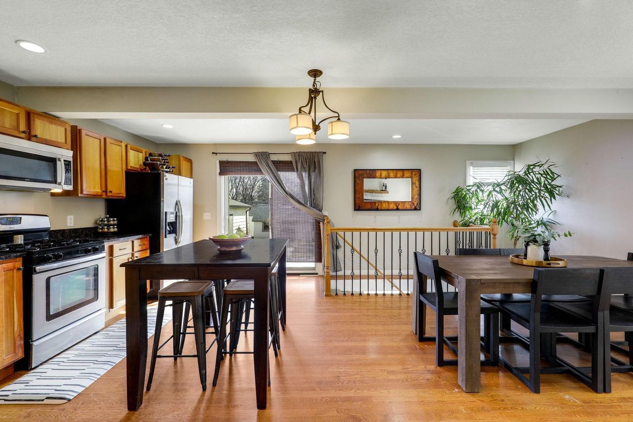 Minneapolis real estate market: What $325K gets you - Axios Twin Cities