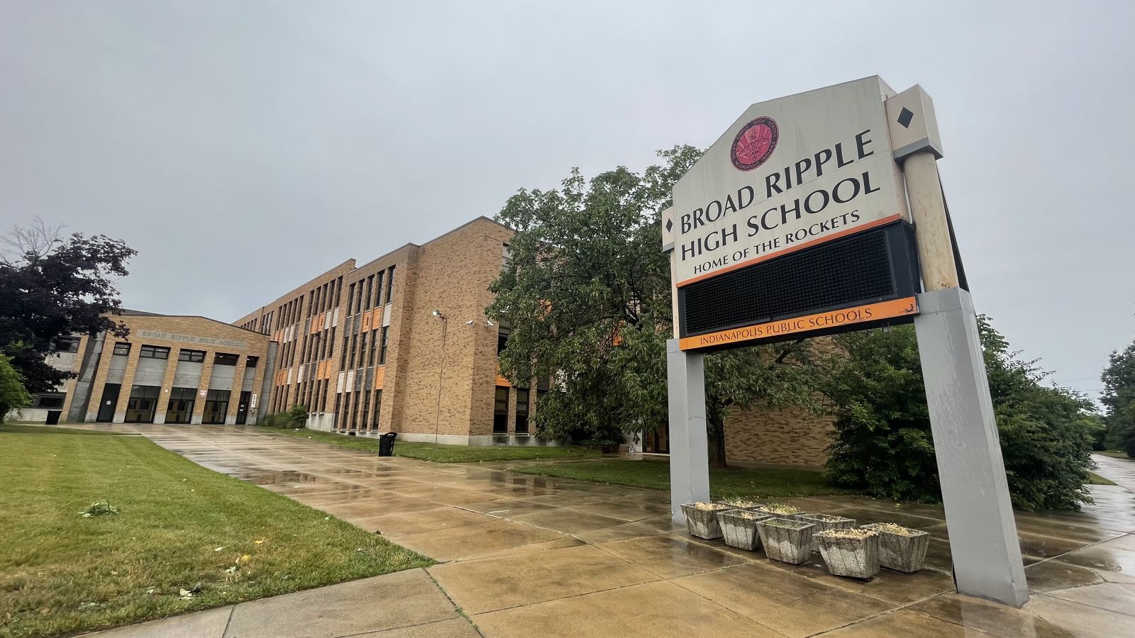 Purdue Polytechnic strikes long-term deal to stay at Broad Ripple High ...