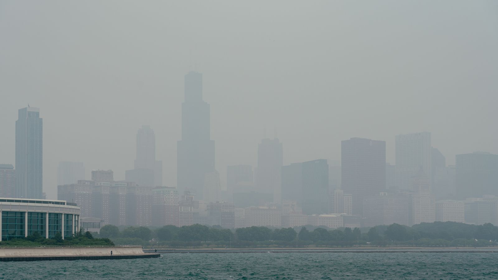 Canada wildfires break records and darken skies in the Midwest