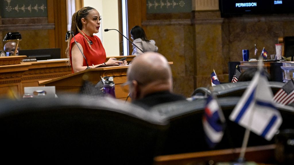 Elisabeth Epps is back in state House after prolonged absence - Axios ...