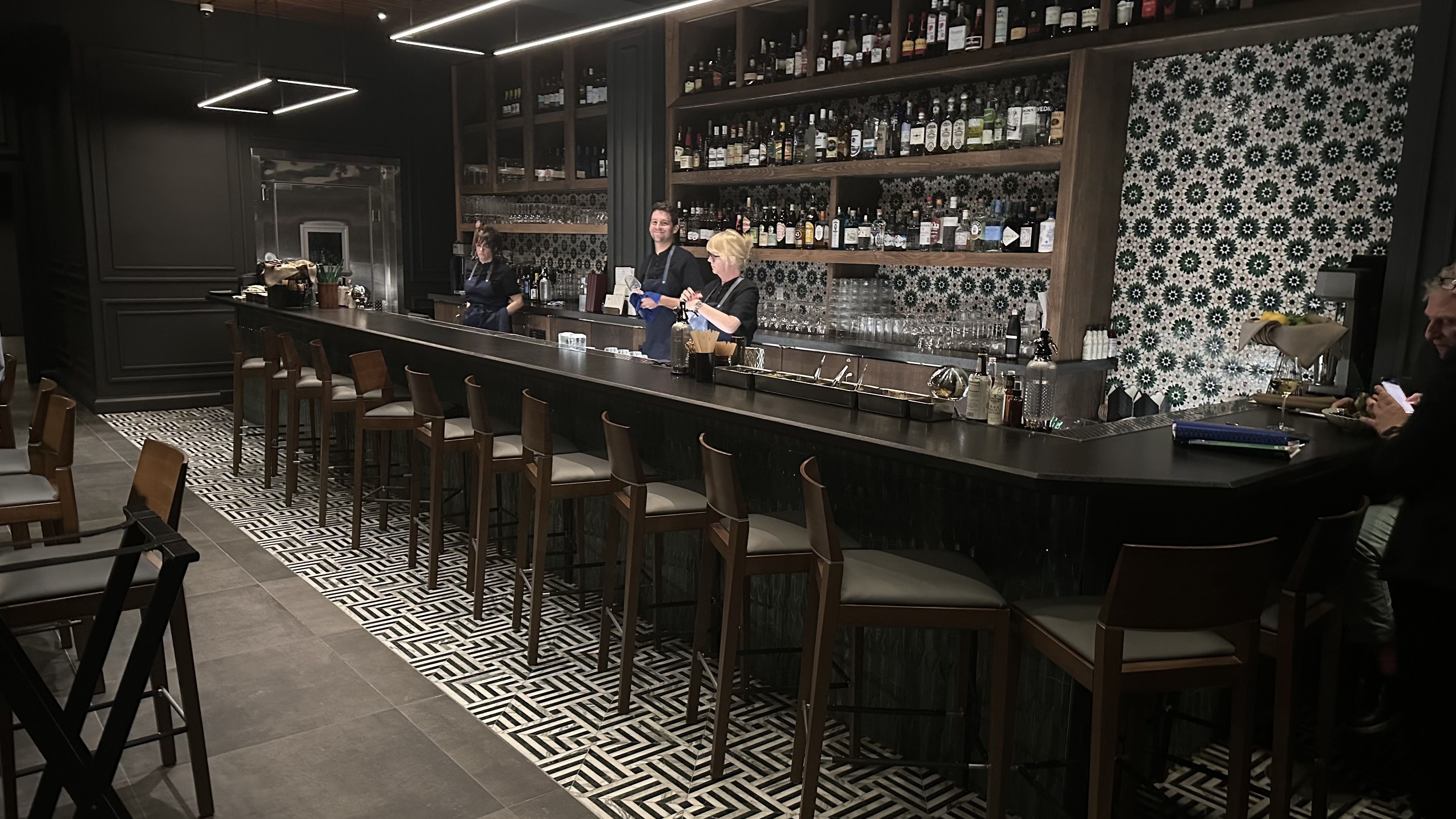 Emeril Lagasse's new restaurant brings the star chef's heritage to New ...