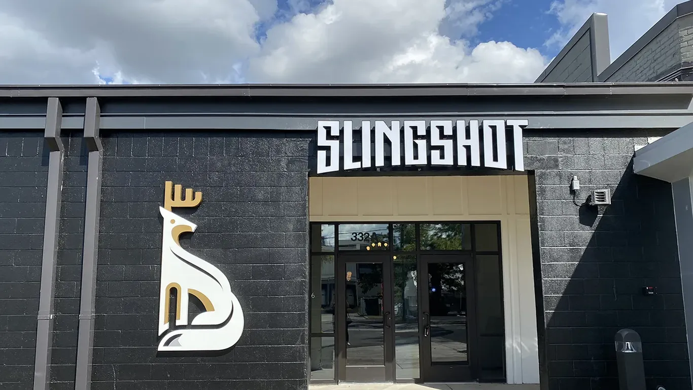 14,800-square-foot bar and ‘social game club’ called Slingshot is now ...