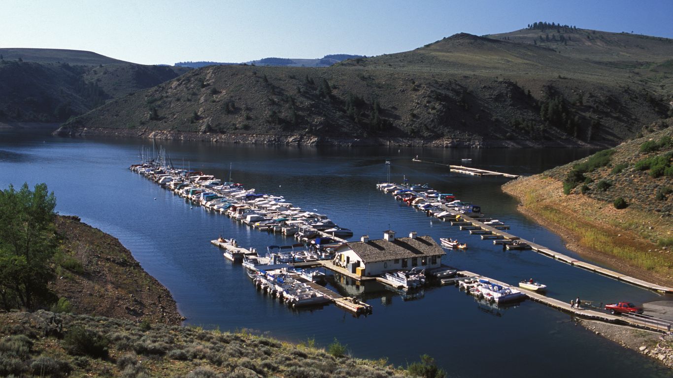 Set sail on Colorado lakes this summer with the "Airbnb for boats ...
