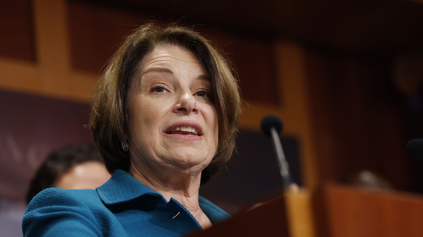 Sen. Amy Klobuchar seriously considers run for Minnesota governor ...