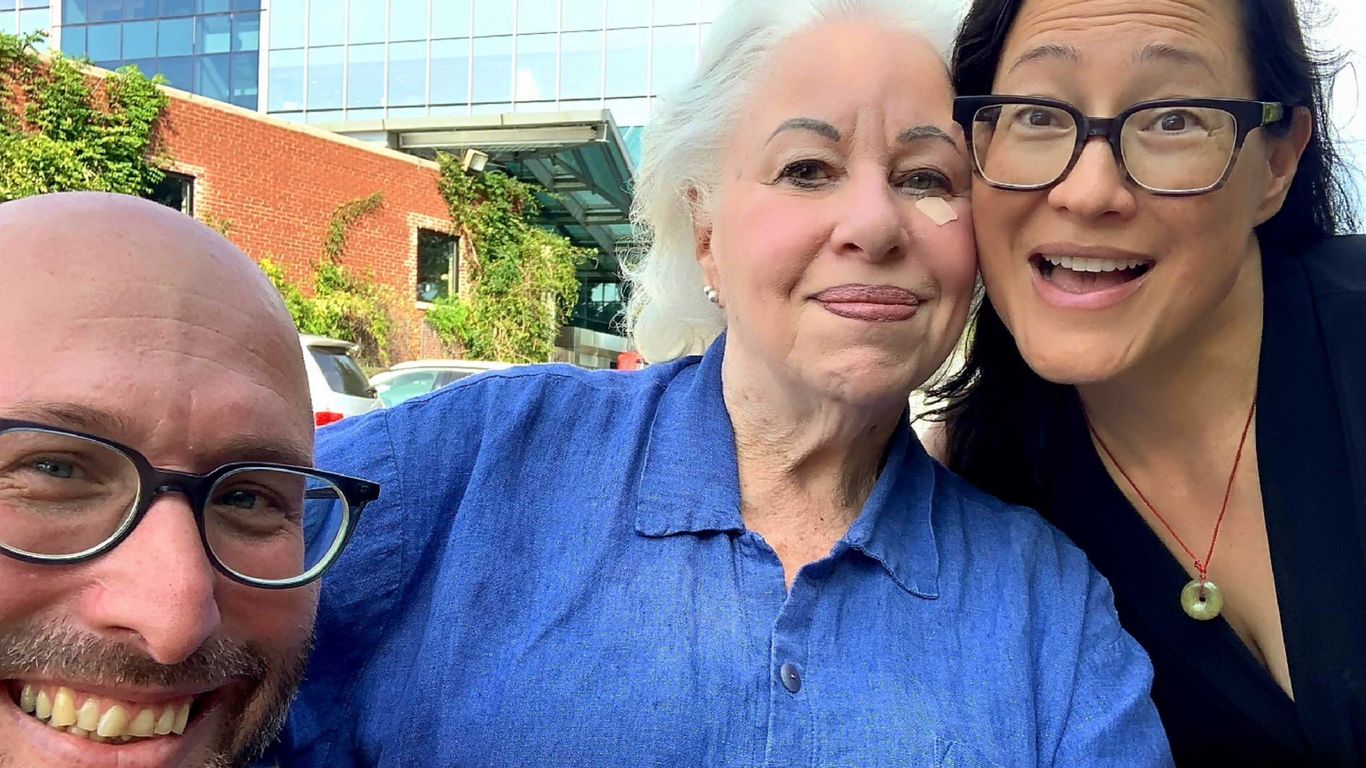 Best Day Ever: Ina Pinkney, Chicago's Breakfast Queen - Axios Chicago