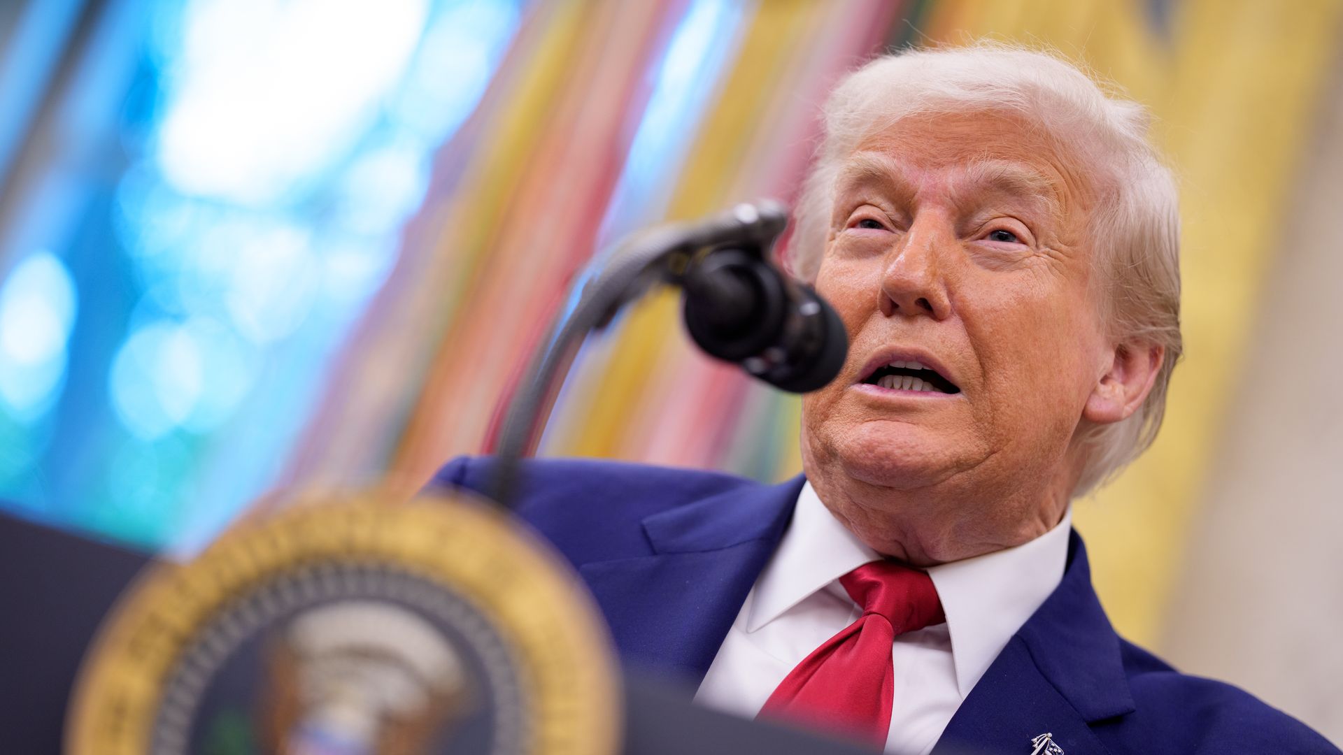 Trump commutes sentence of Chicago gang leader Larry Hoover - Axios Chicago