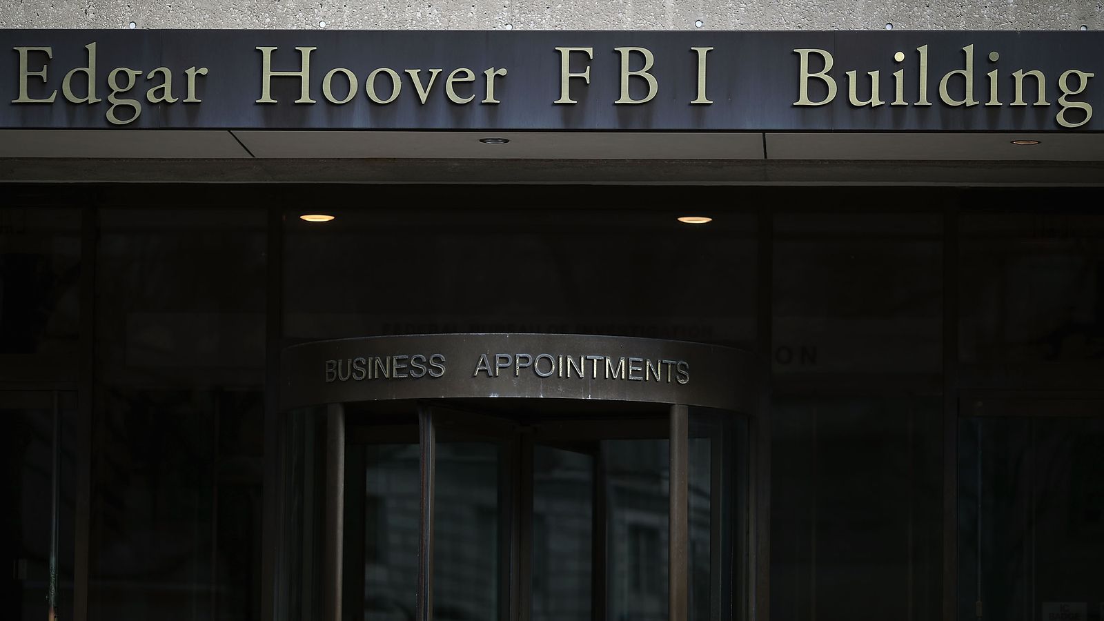 FBI texts show no evidence of conspiracy, WSJ finds