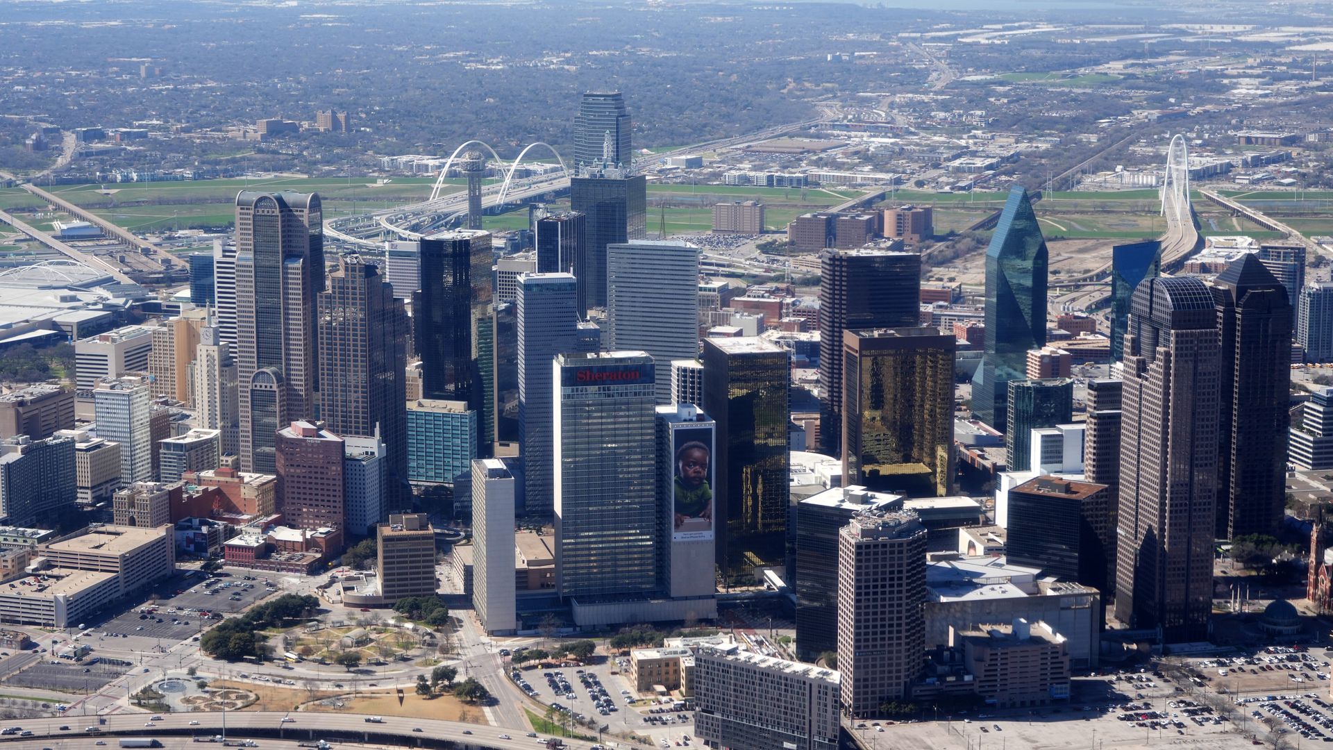 What will 2025's biggest stories in Texas be? - Axios Dallas