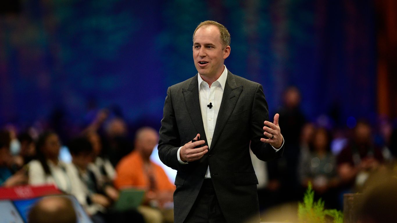 Bret Taylor to step down as Salesforce co-CEO Bret Taylor to step down as Salesforce co-CEO
