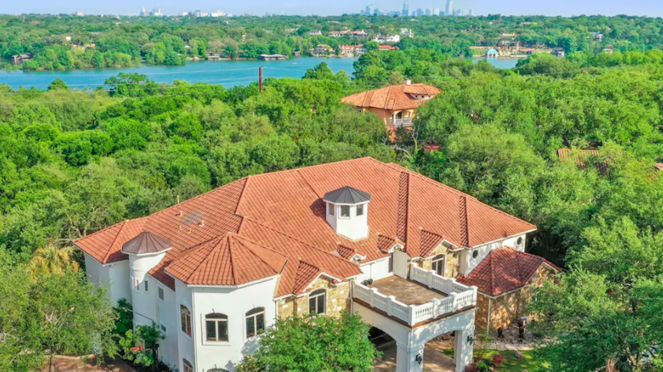 Prime property picks for Tesla execs starting at $5,000,000 - Axios Austin