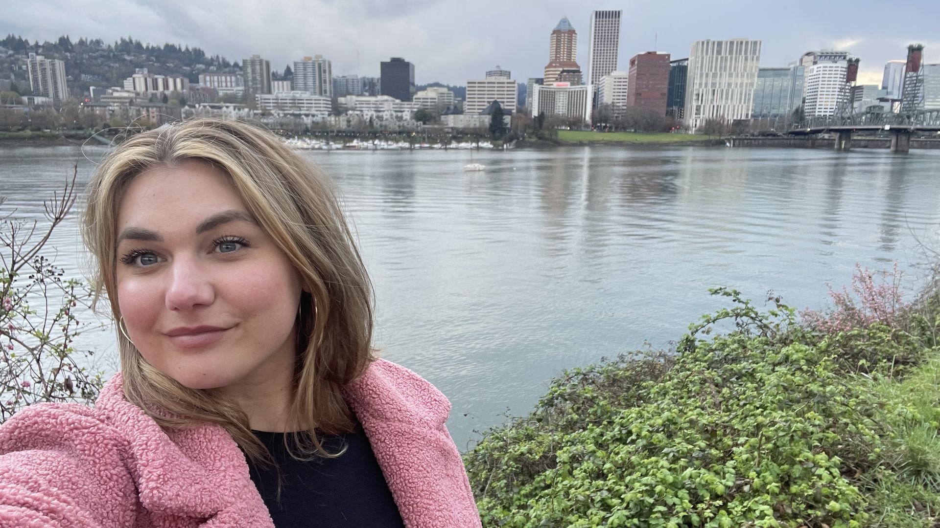 Where's Meira? - Axios Portland