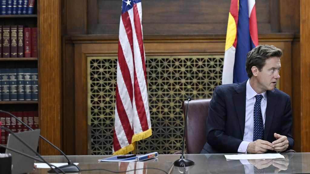 Denver Mayor Mike Johnston slow to fill key roles - Axios Denver