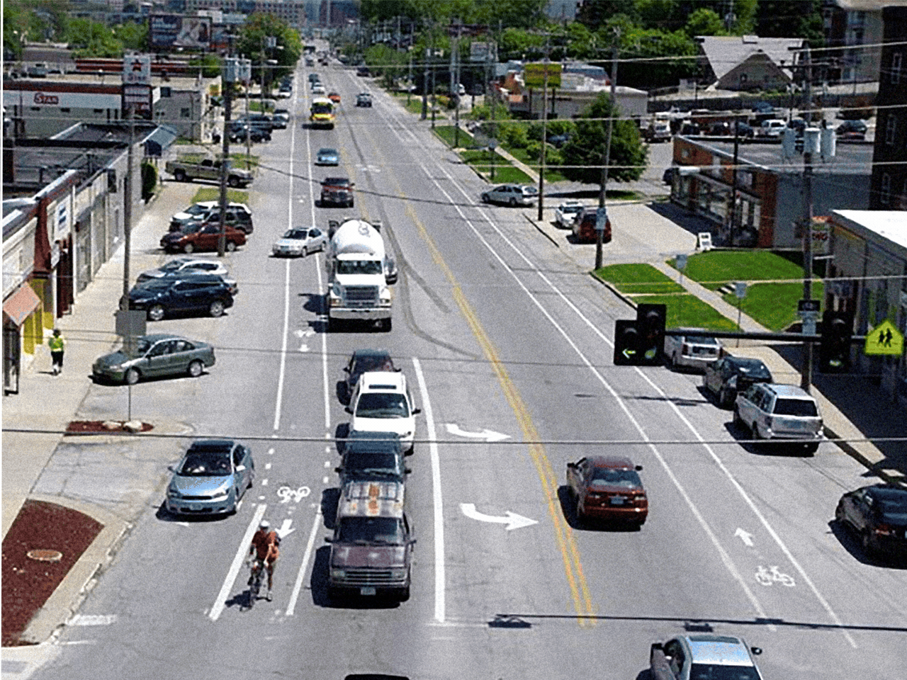 Ingersoll Avenue crashes drop after street redesign - Axios Des Moines