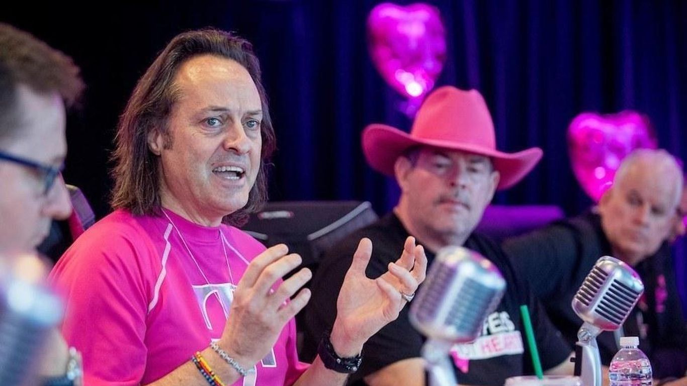 T-Mobile adds 1 million subscribers in first quarter