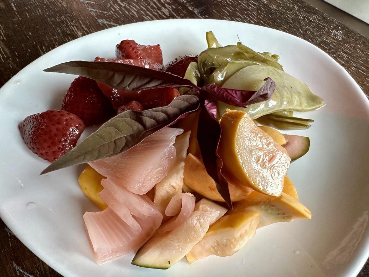 Best thing we ate in New Orleans: Chicken thigh at suis generis - Axios ...