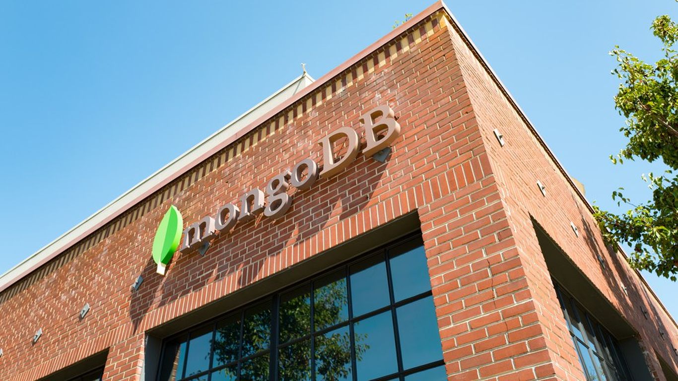 MongoDB prices IPO above range