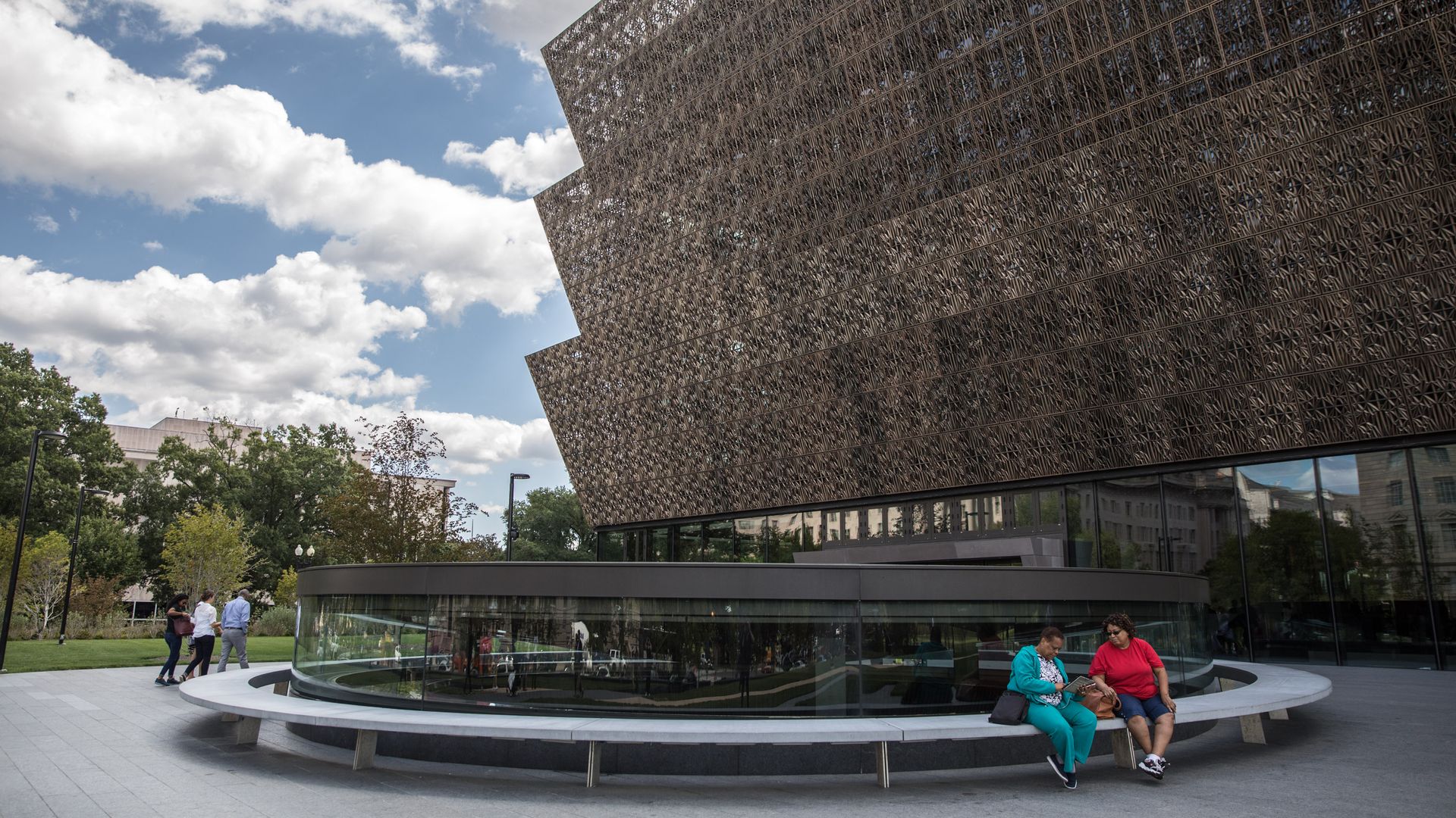 Smithsonian denies artifact removal from African American history ...