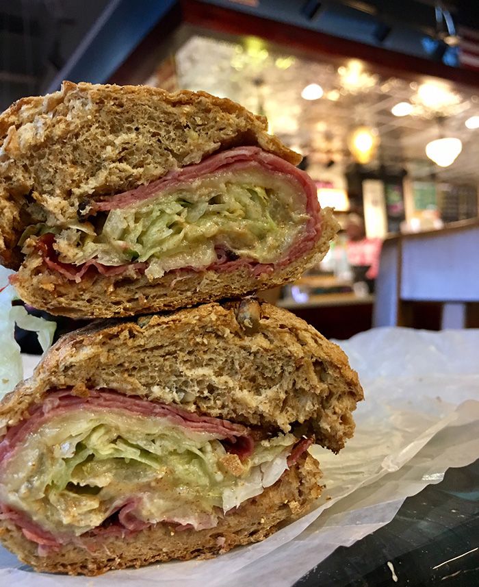 Potbelly rolls out “choose your toppings” mac and cheese today - Axios ...