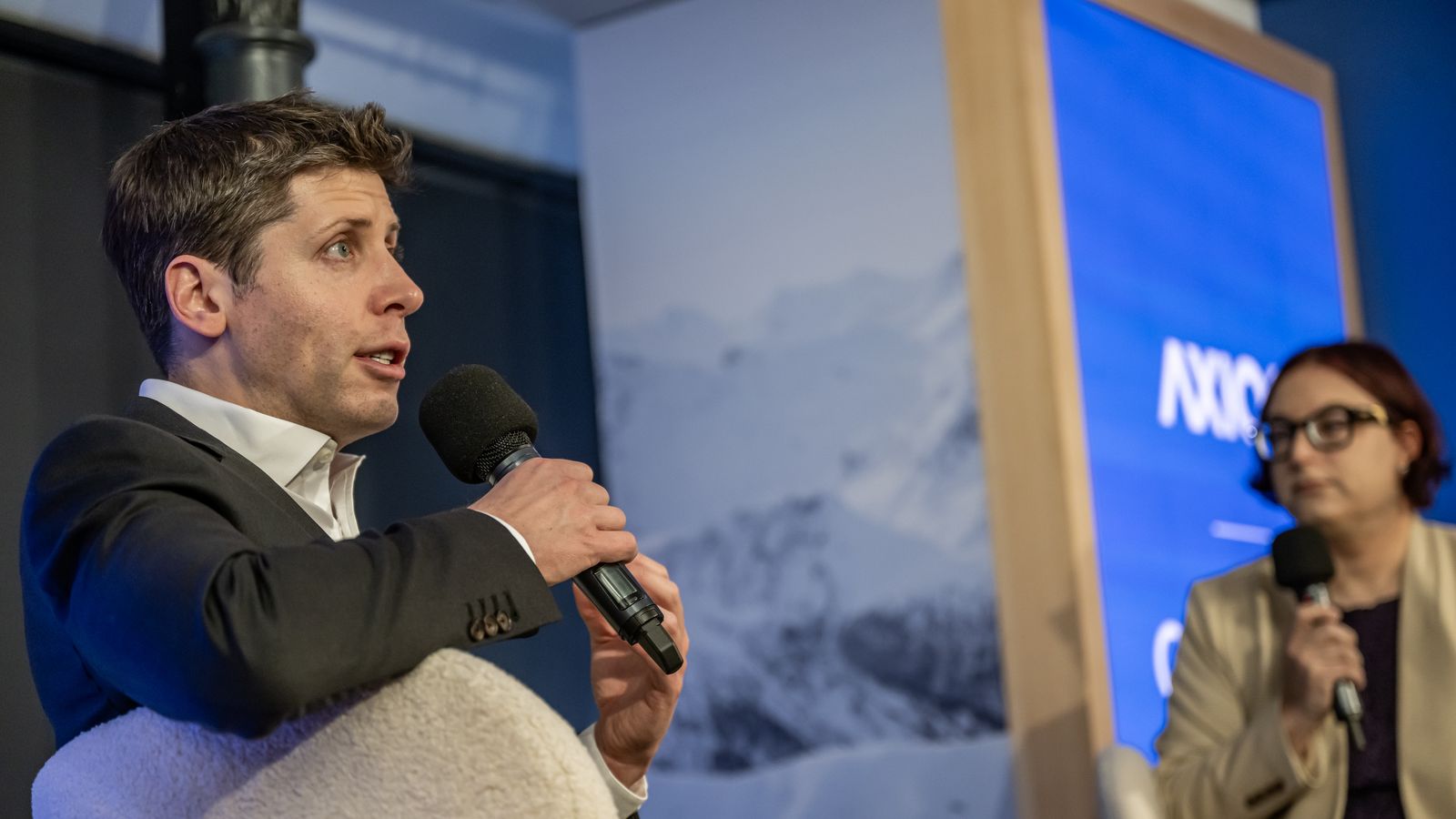 Megan Morrone - Axios