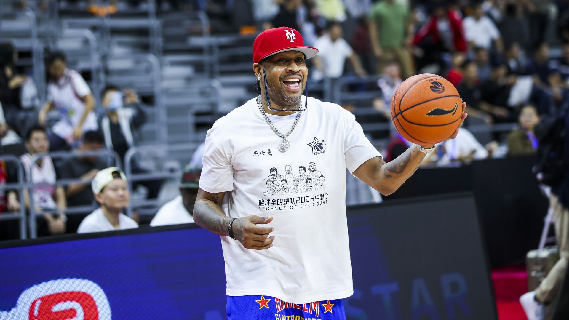 Sixers legend Allen Iverson gets monument in Camden - Axios Philadelphia