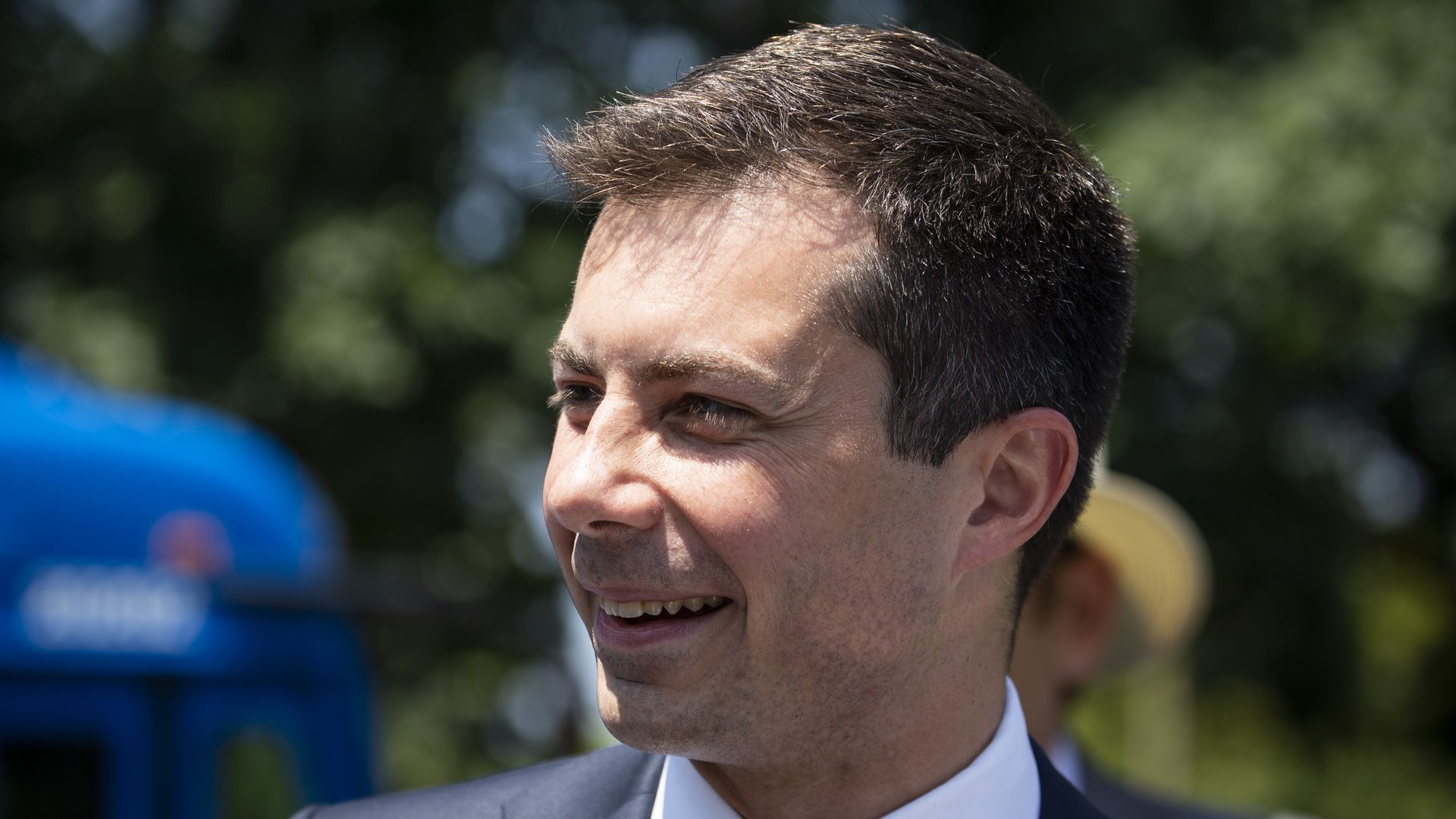 Pete Buttigieg will tour Portland's 82nd Avenue in an electric bus ...