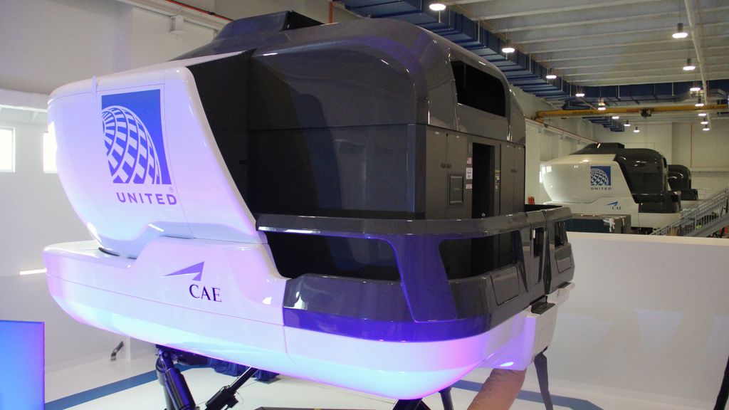 United debuts new flight simulators in Denver training facility - Axios ...
