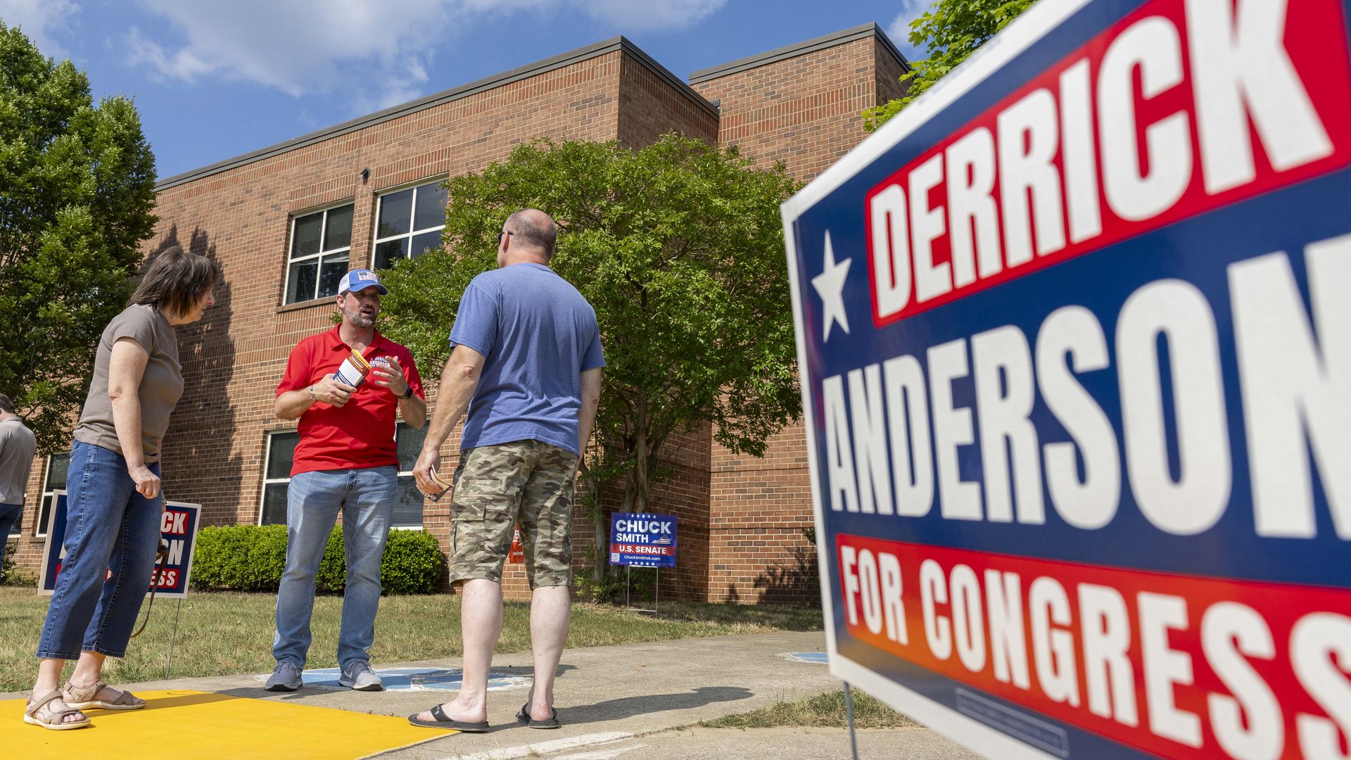 Virginia Republican goes viral for posing with a family in campaign ...