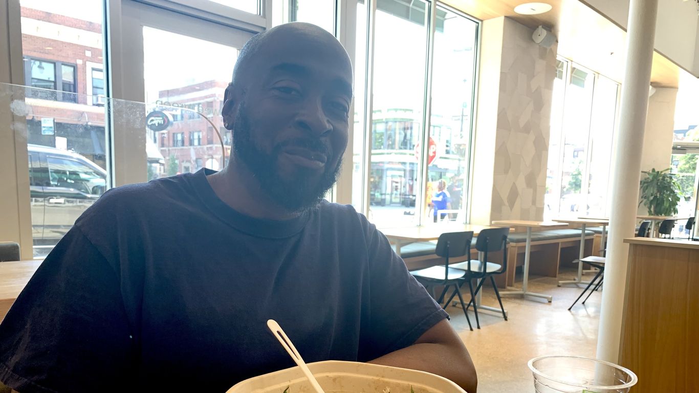 Silver Room owner Eric Williams' Best Day Ever in Chicago - Axios Chicago