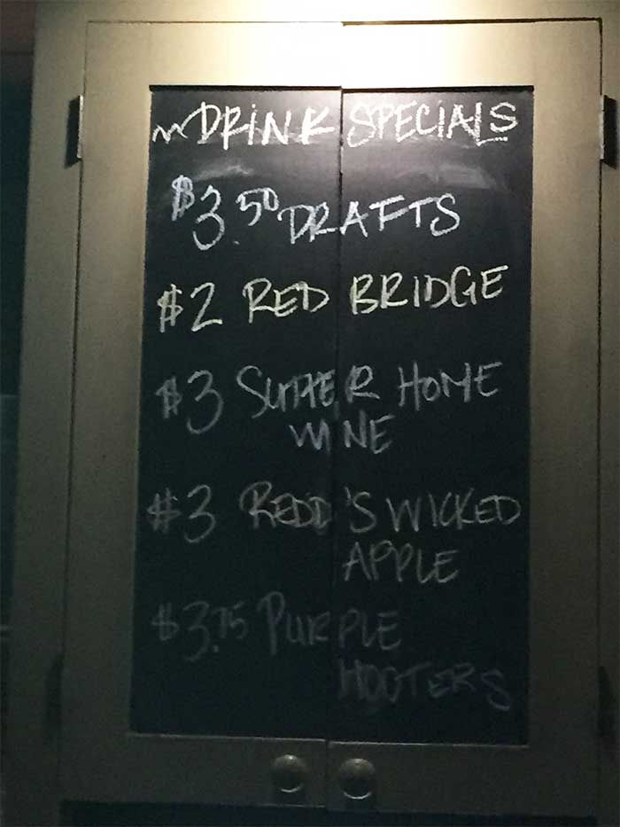 Goodbye, Yellow Rose. Beloved bar and pool hall will shut down this ...