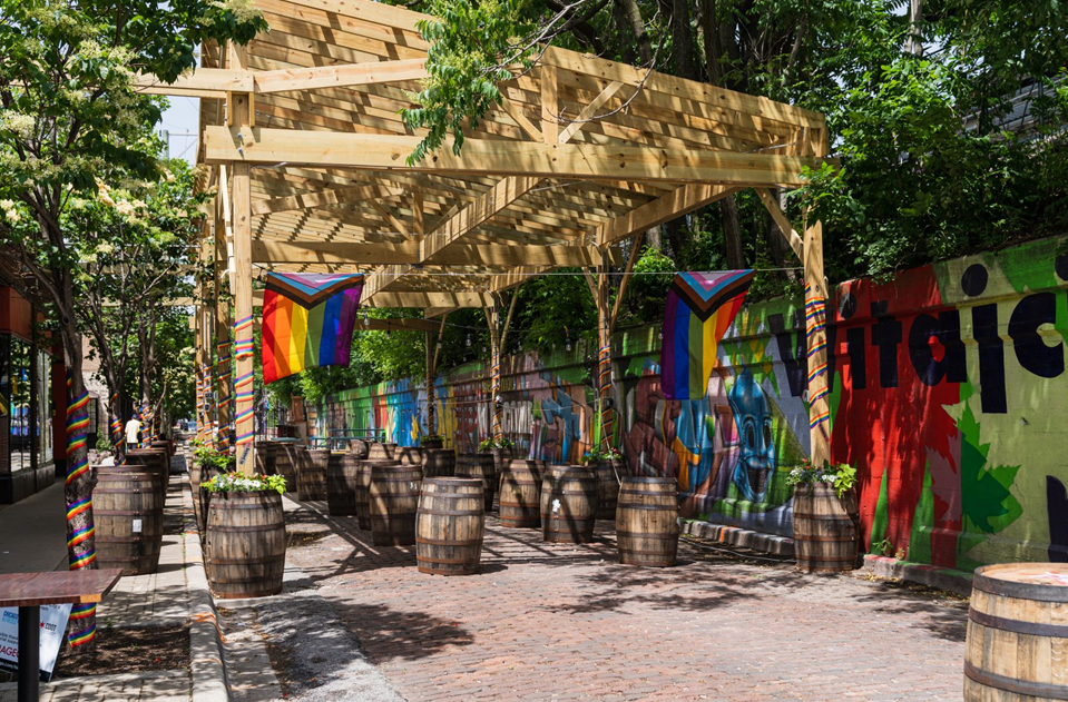 Visit the most romantic streets in Chicago - Axios Chicago