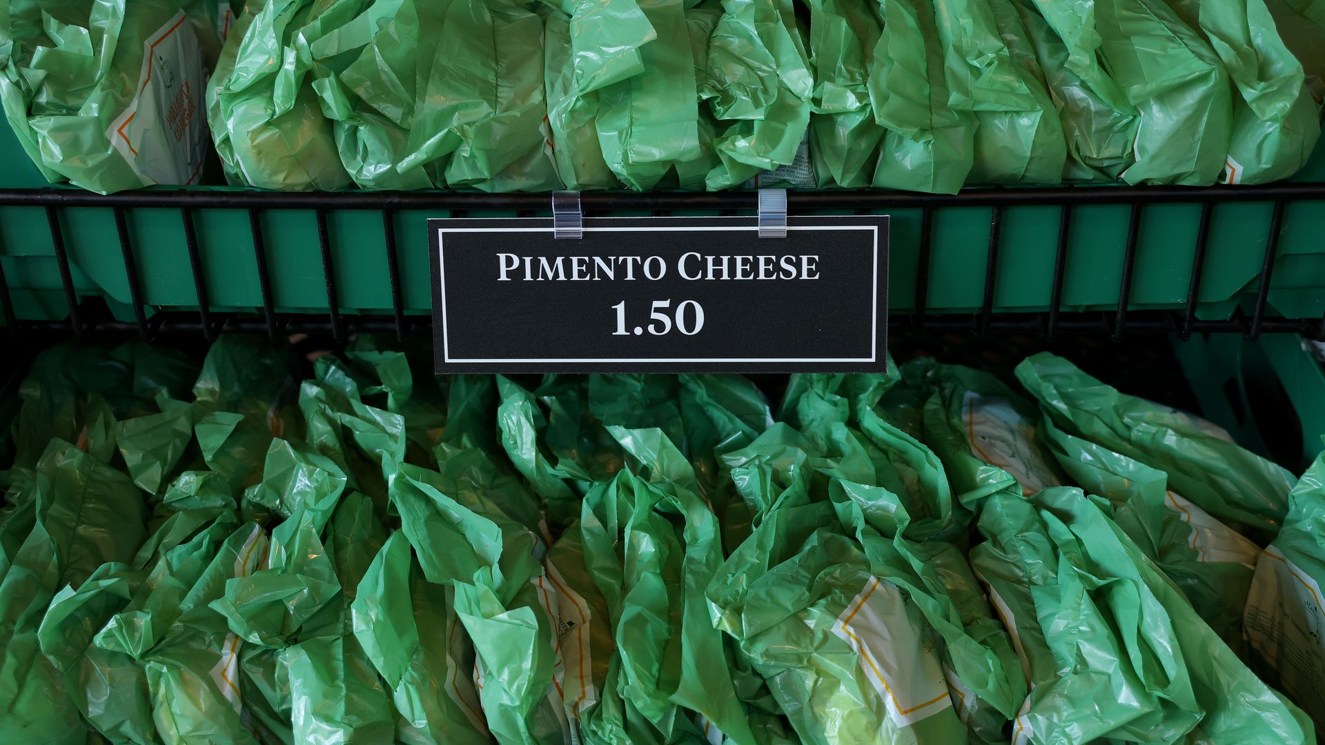 Masters' $1.50 pimento cheese sandwich steals the show - Axios Atlanta