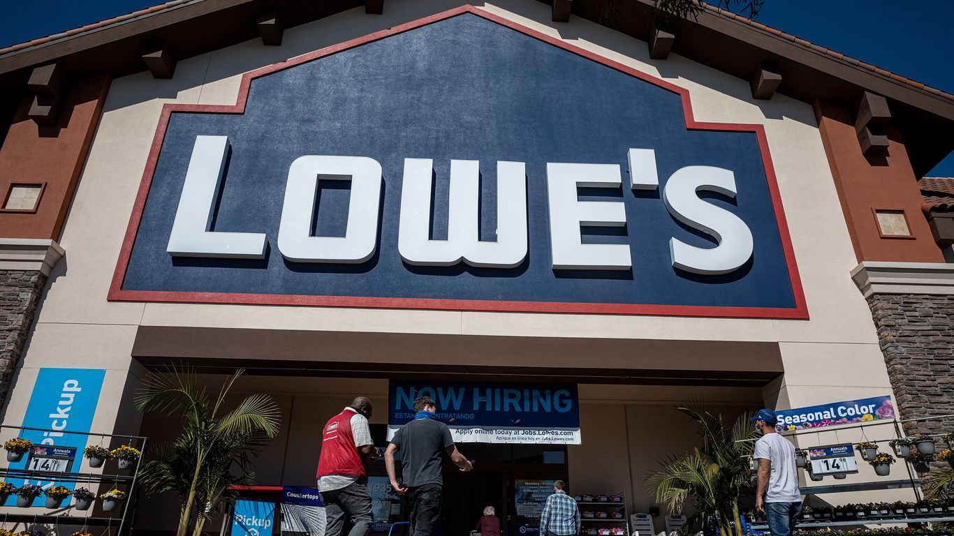Lowe's acquires Koch subsidiary carpet brand StainMaster
