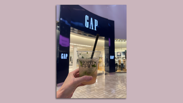 We tried Tysons' drinking-while-shopping scheme and, yes, we got tipsy ...