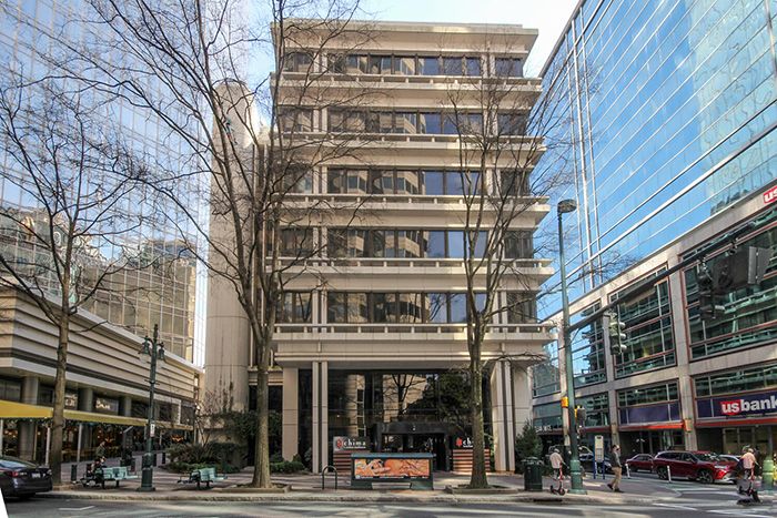 Developer Clay Grubb is selling his stylish Uptown condo for $2.48M ...