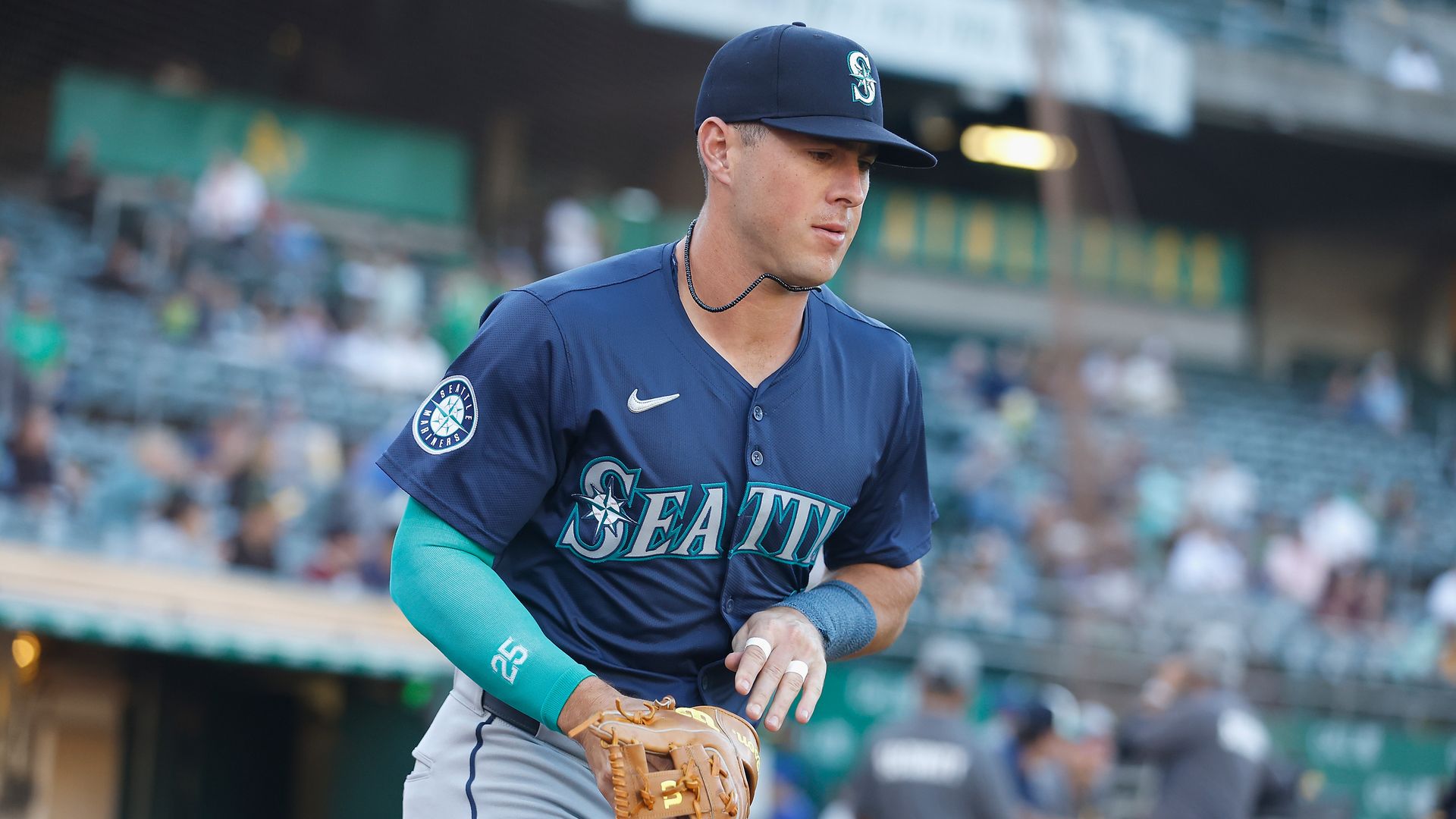 Q&A: Meet Mariners' utility player Dylan Moore - Axios Seattle