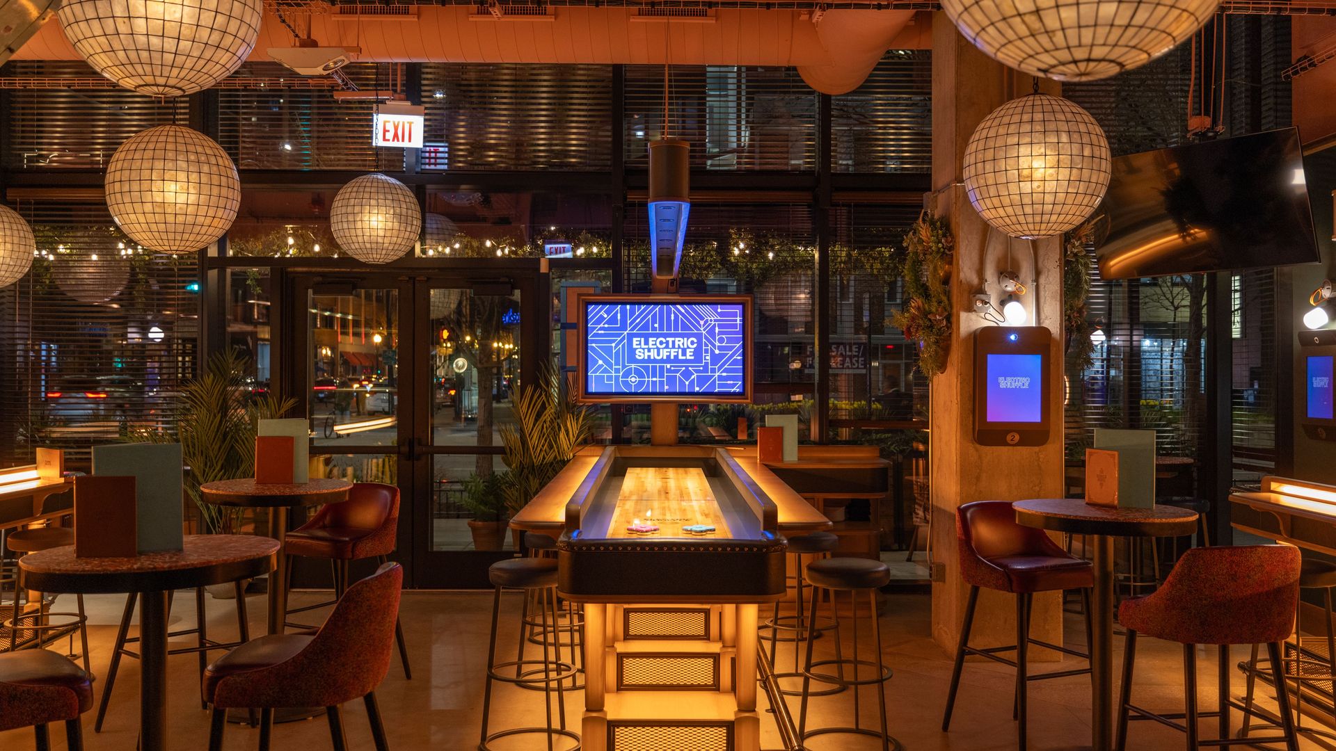 Electric Shuffle brings retro fun to Chicago - Axios Chicago