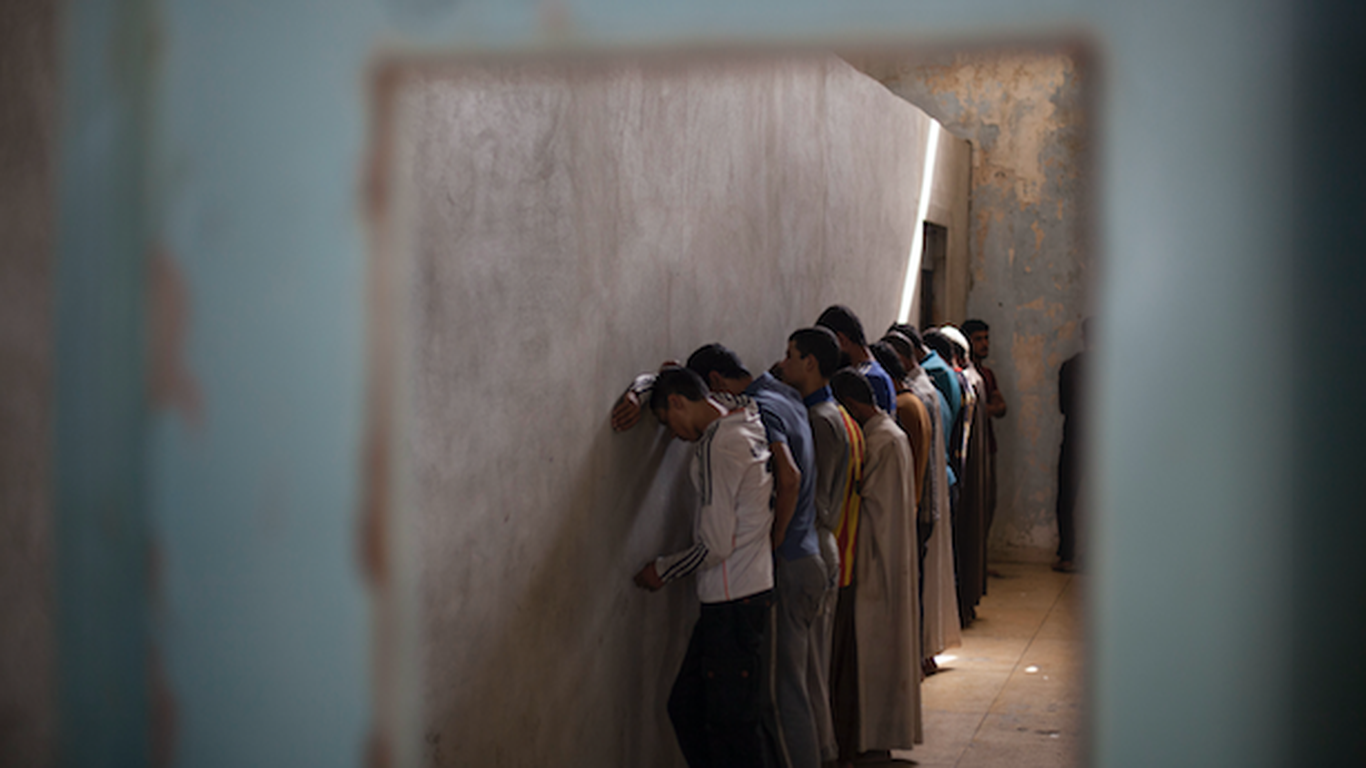 Reports: ISIS troops are surrendering