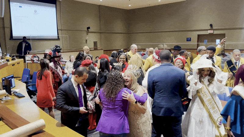 Queen Tahj makes custom beads for Femme Fatale parade - Axios New Orleans