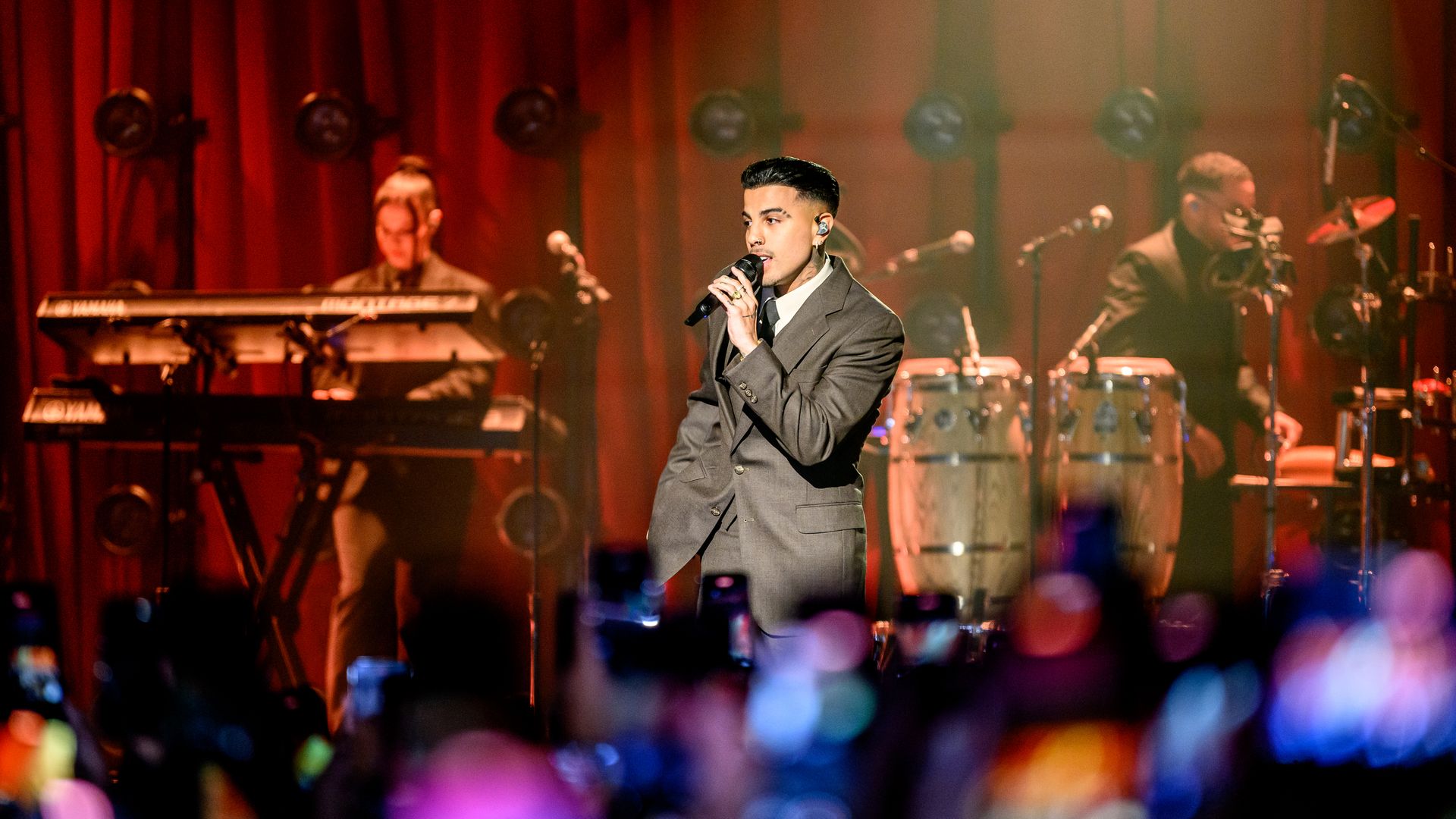 Rauw Alejandro bringing tour to Salt Lake City in 2025 - Axios Salt ...