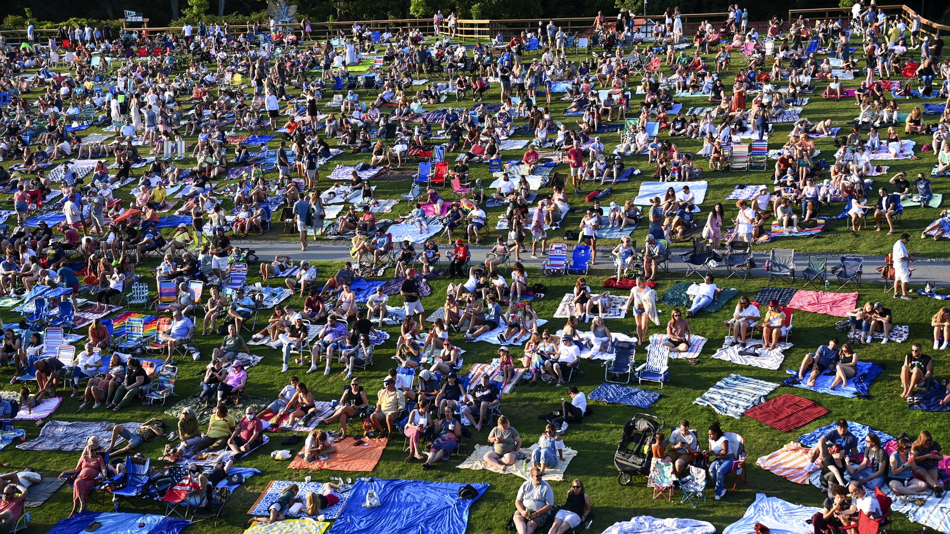 DMV music venues release outdoor summer concert lineups - Axios ...
